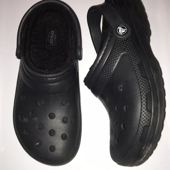 CROCS | Shoes | Crocs Classic Lined Black Clogs | Poshmark